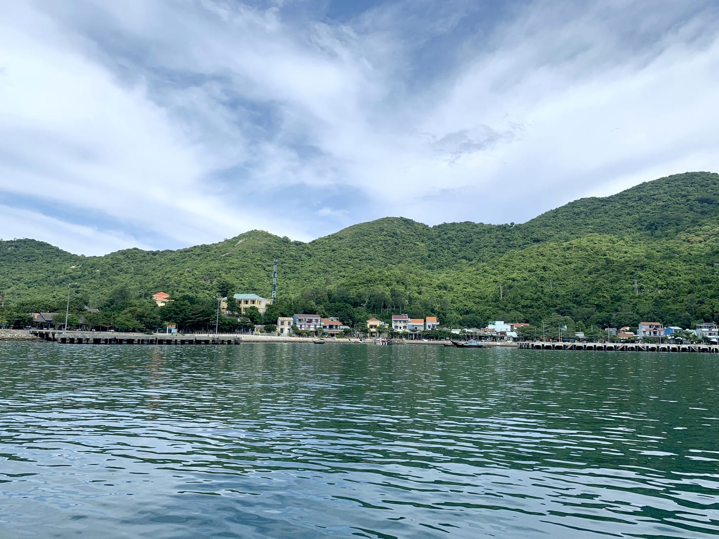 Bãi Làng Cù Lao Chàm: Thiên Đường Mang Vẻ Đẹp Hoang Sơ, Bình Yên